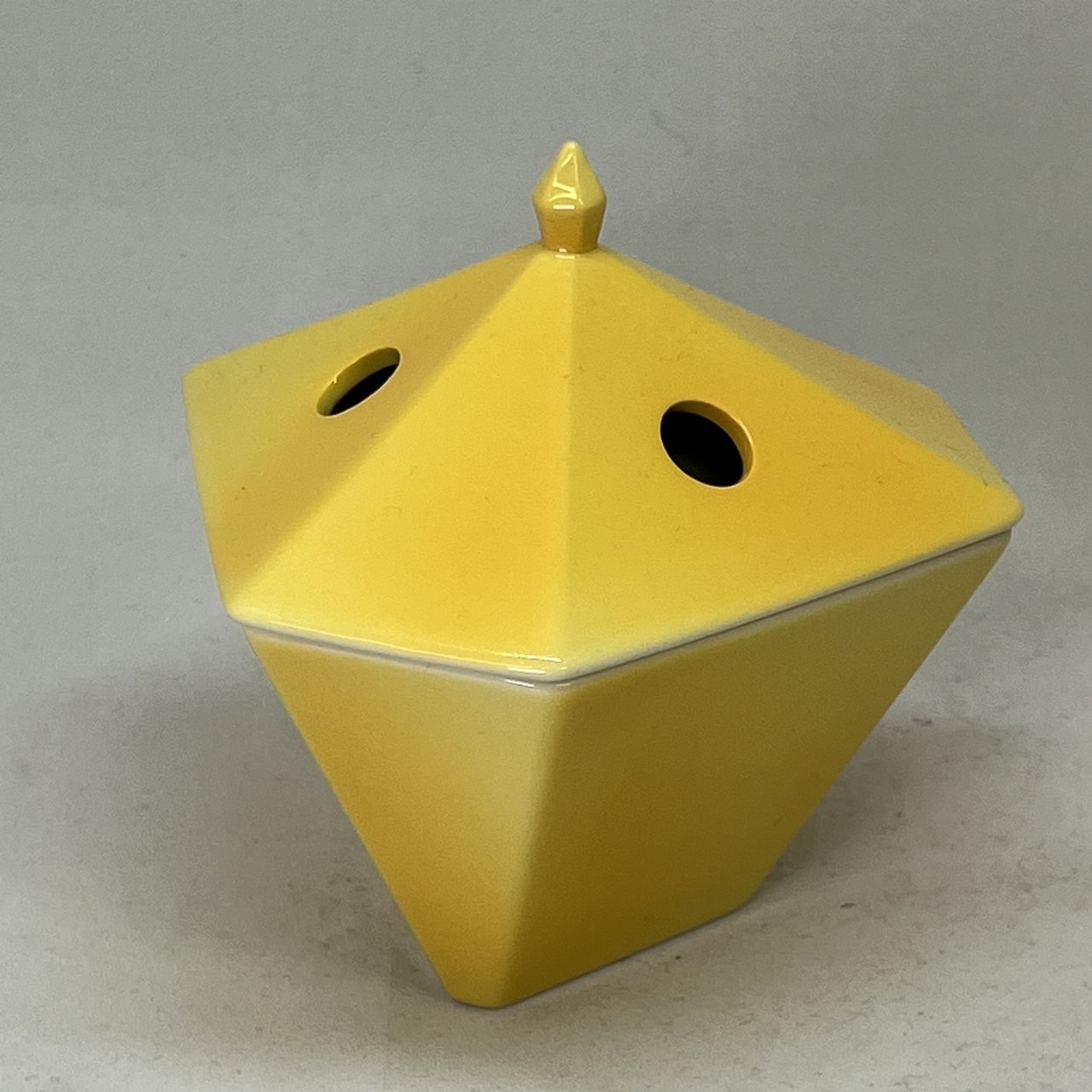 【楽天市場】縁香炉 黄 日本香堂 おしゃれ お香 線香 心地よい 香り インセンス 感動葬儀。 FUNE：感動葬儀。フューネ葬儀仏事サロン