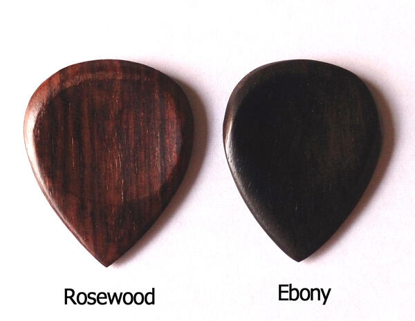 【楽天市場】【メール便可】ジョンピアス John Pearse ピック Sarod Pick（Rosewood ＆ Ebony)：楽器の森