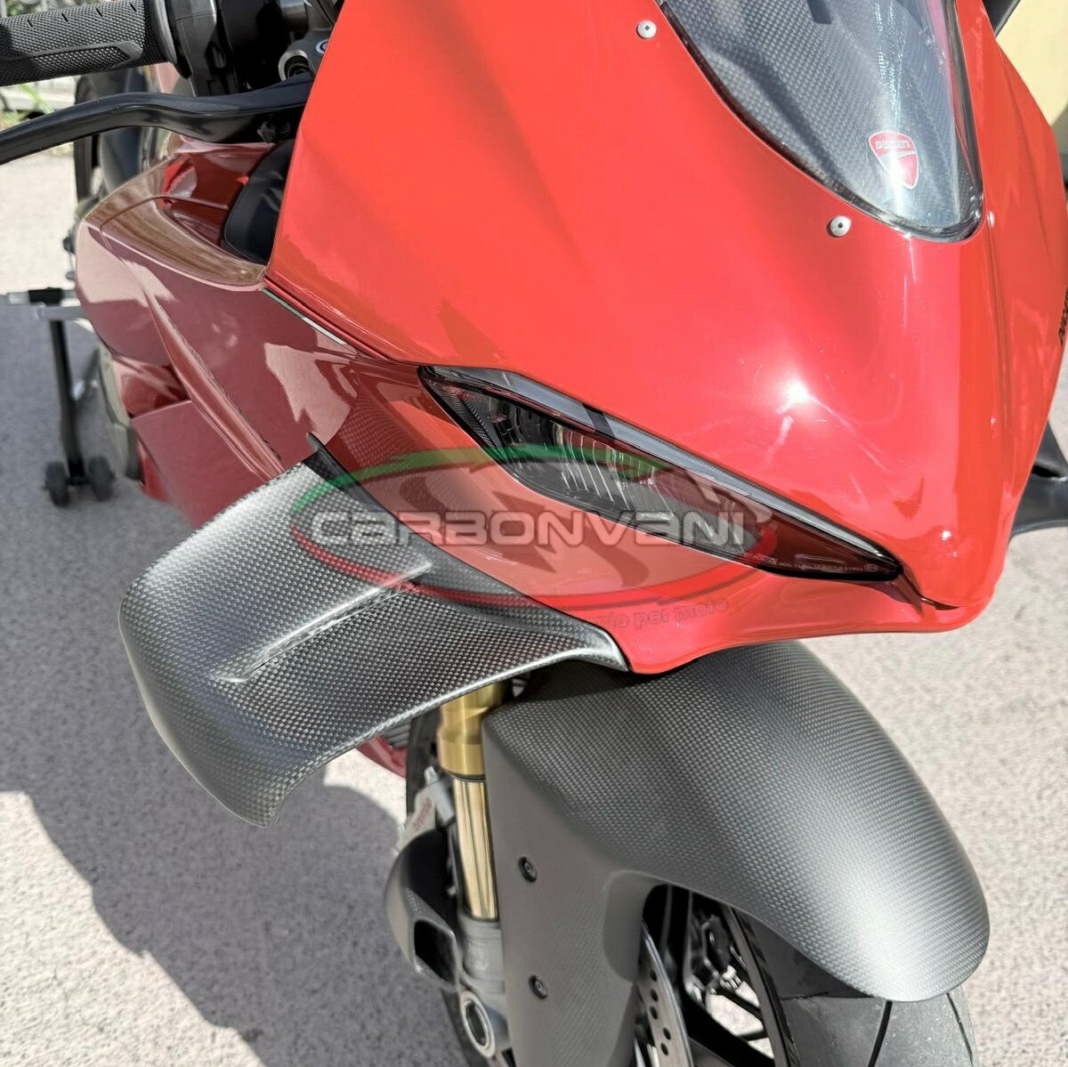 【楽天市場】CARBONVANI カーボンバーニ DUCATI V4S 2025 ウイング・キット 左右セット ドゥカティ：GARUDA ONLINE STORE 楽天市場店