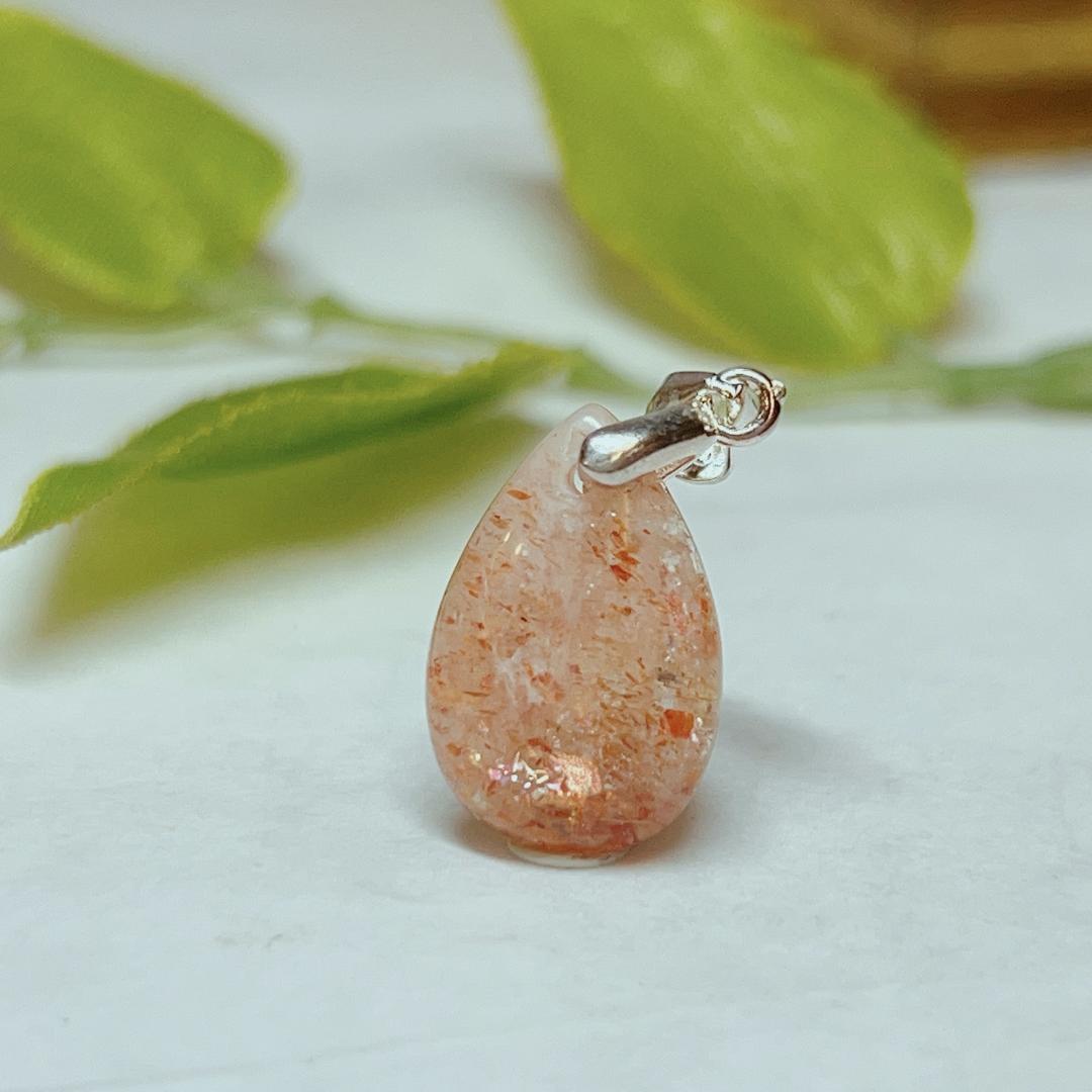 【楽天市場】No.【E6523】キラキラ＊ラズベリーサンストーンペンダント＊Raspberry Sunstone Pendant ＊天然石 ...