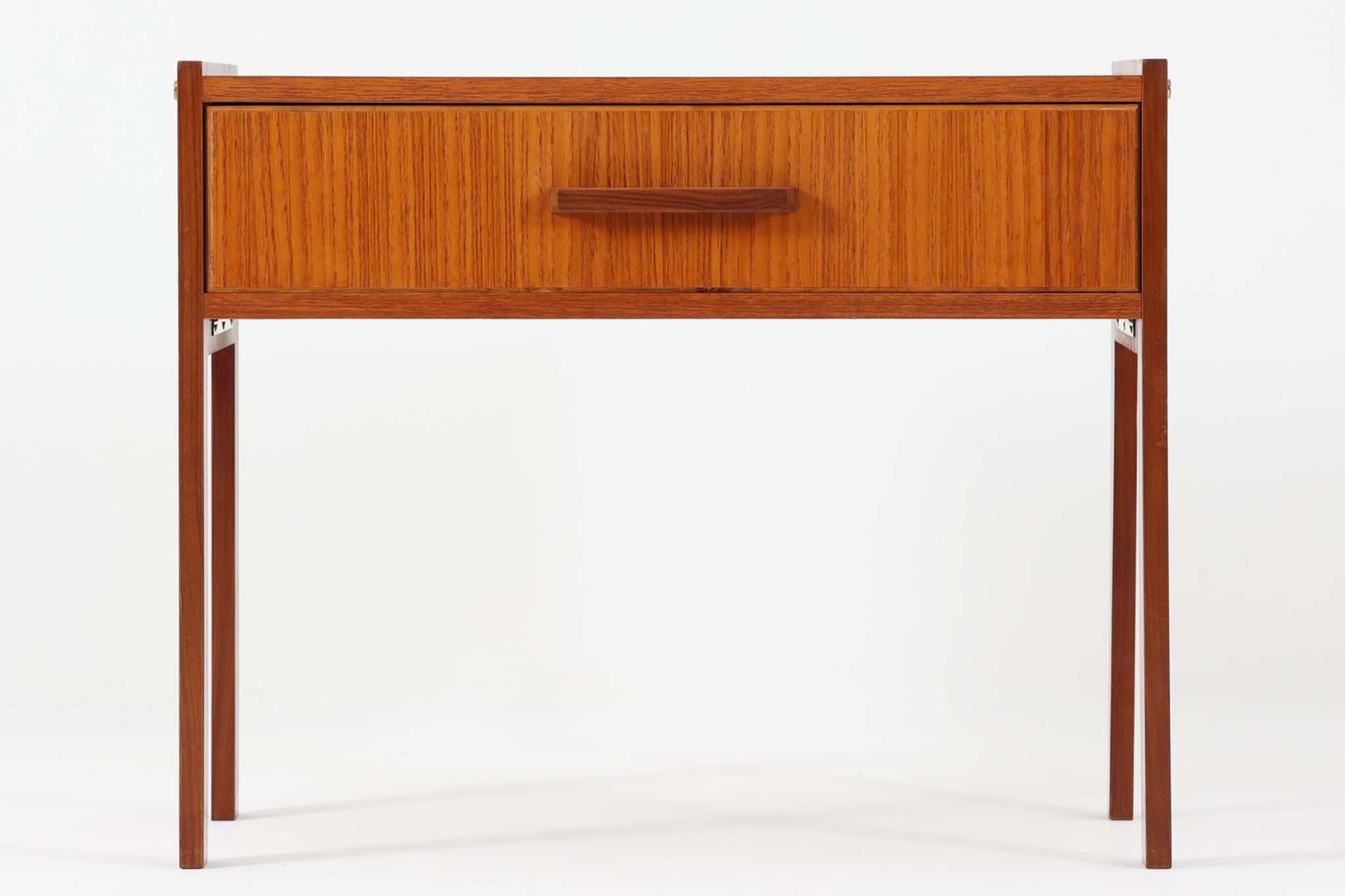 【楽天市場】サイドチェスト チーク材 北欧家具ビンテージ【アンティーク 北欧インテリア おしゃれ デンマーク タンス】：CHLOROS （クロロス）