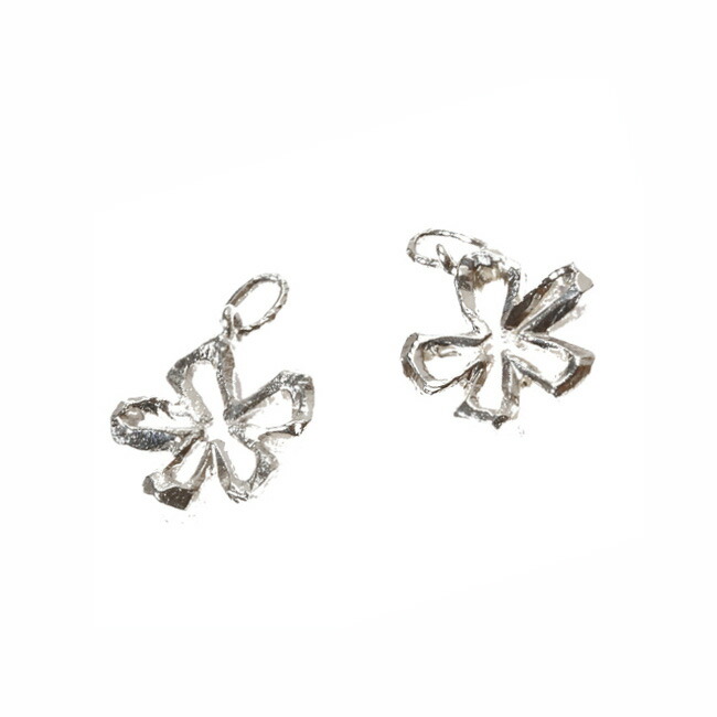 【楽天市場】【ポイントアップ20倍】ピアス チャーム レディース サンドベリ Sandberg スベンスソーマ フラワー スウェーデンサマー ...