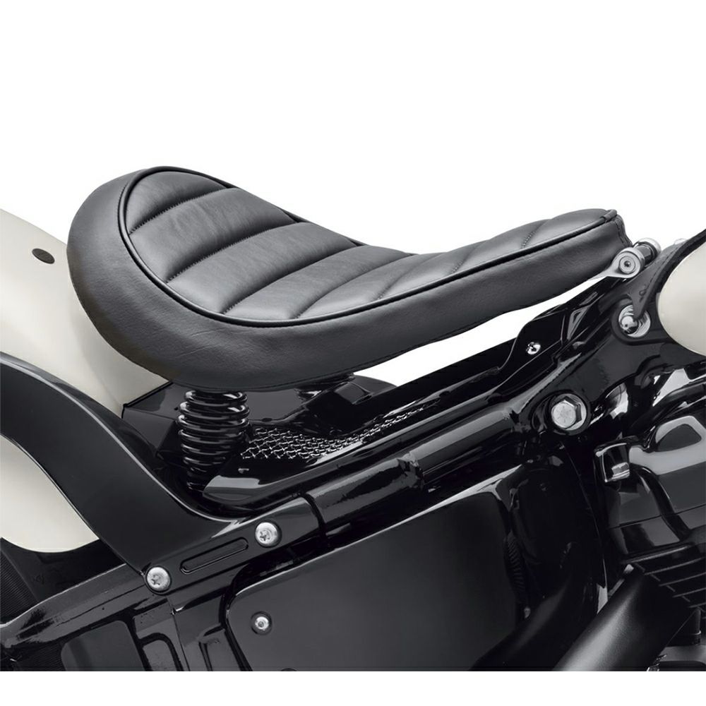 【楽天市場】【52000315】ハーレー純正 タック＆ロール・ソロサドルTuck & Roll Solo Saddle／M8ソフテイル ...