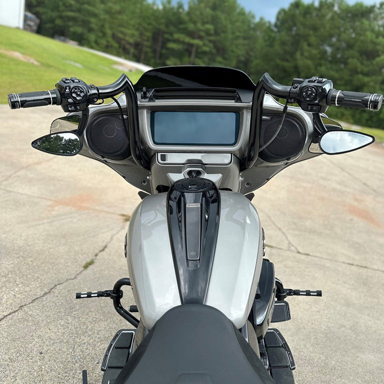 【楽天市場】KST Kustoms BISON BAGGER 1.5インチ径 ハンドルバー 12インチ (グロスブラック) 【ストリート ...