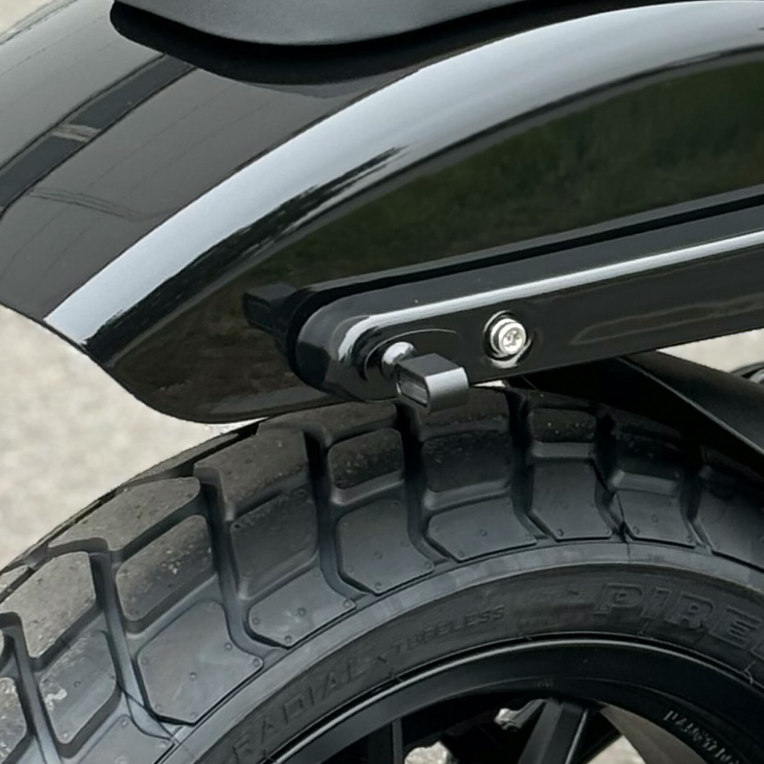 【楽天市場】INFINITY リアウィンカー取付けキット ハーレー X500X500-RTURNBRKT：ワールドモーターライフ