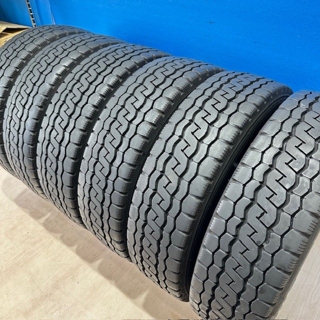 【楽天市場】中古 中古タイヤ 195/75R15 109/107L LT ブリヂストン DURAVIS M804 オールシ−ズンタイヤ ...