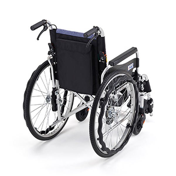 【楽天市場】車椅子 軽量 【MiKi/ミキ 自走式多機能 JTN ジターンシリーズ JTN-3】自走介助兼用 介助ブレーキ付 サニタリー車椅子：車椅子・シルバーカー卸センター