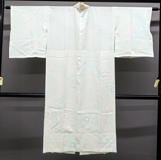【楽天市場】【IDnet】【着物】 長襦袢 七宝に鼓文様 やまと謹製 身丈約126cm 裄丈約63.5cm 23Z-2487【リサイクル】：アイディーネット