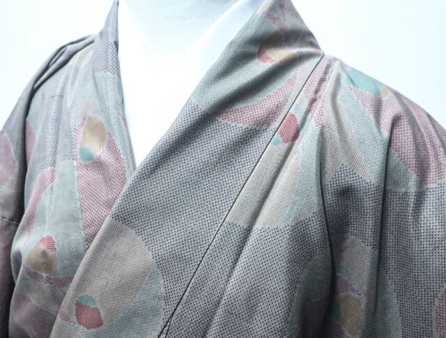 【楽天市場】【IDnet】【着物】紬 お洒落柄 身丈約161.5cm 裄丈約65cm 23Z-3331【リサイクル】：アイディーネット