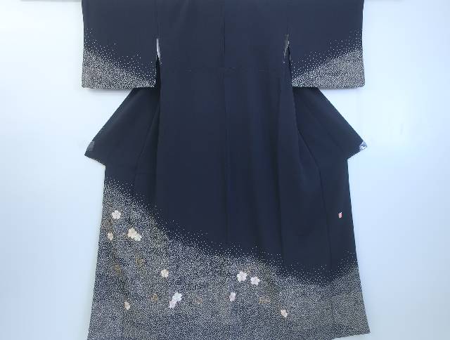 【楽天市場】\6千円以上で65%OFF！／【IDnet】 付下げ 金駒刺繍 作家物 落款入り 花井 幸子 水玉に桜文 着物【リサイクル】【中古】【着】：アイディーネット