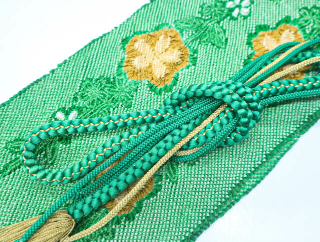 【楽天市場】【IDnet】【着物】和装小物 帯揚げ帯締めセット 帯揚 帯締 振袖用 総絞り 花文 丸組 金糸 撚り房 24W-3411【リサイクル】：アイディーネット