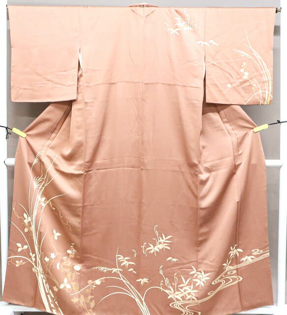 【楽天市場】ポイント5倍＆最大50%OFFセール！【IDnet】【着物】付下げ 一つ紋 縫い紋 菊文 身丈約160cm 裄丈約67.5cm 24z-4321【リサイクル】：アイディーネット