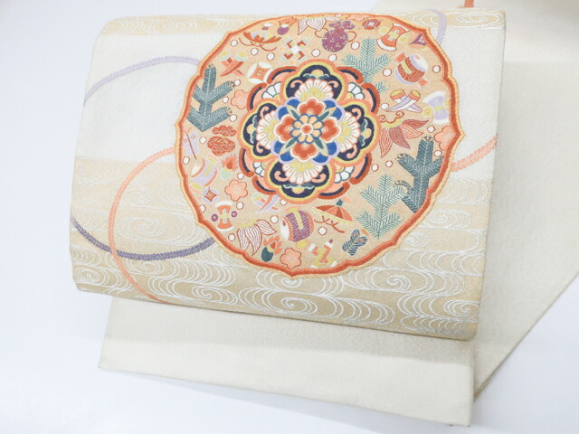 【楽天市場】【IDnet】【着物】 袋帯 金糸 お太鼓柄 鏡裏に宝尽くし・組紐文 24b-2647【リサイクル】【中古】：アイディーネット