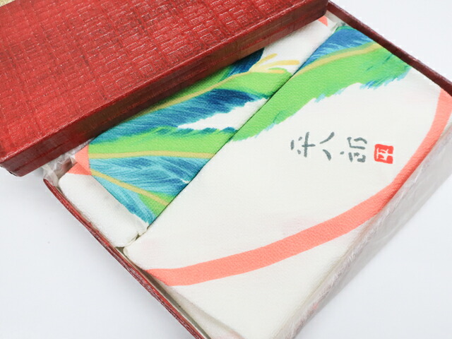 【楽天市場】最大70％OFF大特価セール【IDnet】【着物】 和装小物 風呂敷 2枚セット 作家物 植物柄 平八郎 箱入り 24w-11638【リサイクル】：アイディーネット