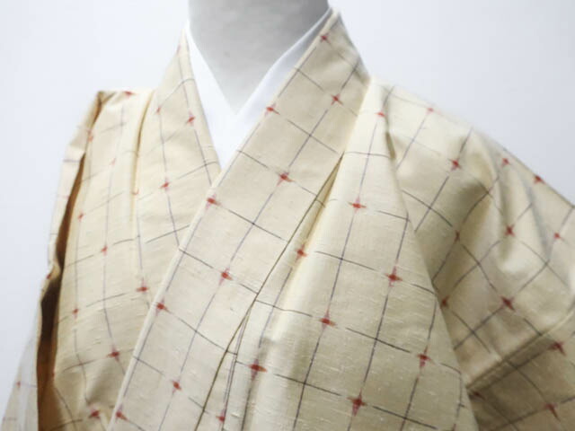 【楽天市場】最大70％OFF大特価セール【IDnet】【着物】紬 単衣 格子文 身丈約153cm 裄丈約62.5cm 25z01-85【リサイクル】：アイディーネット