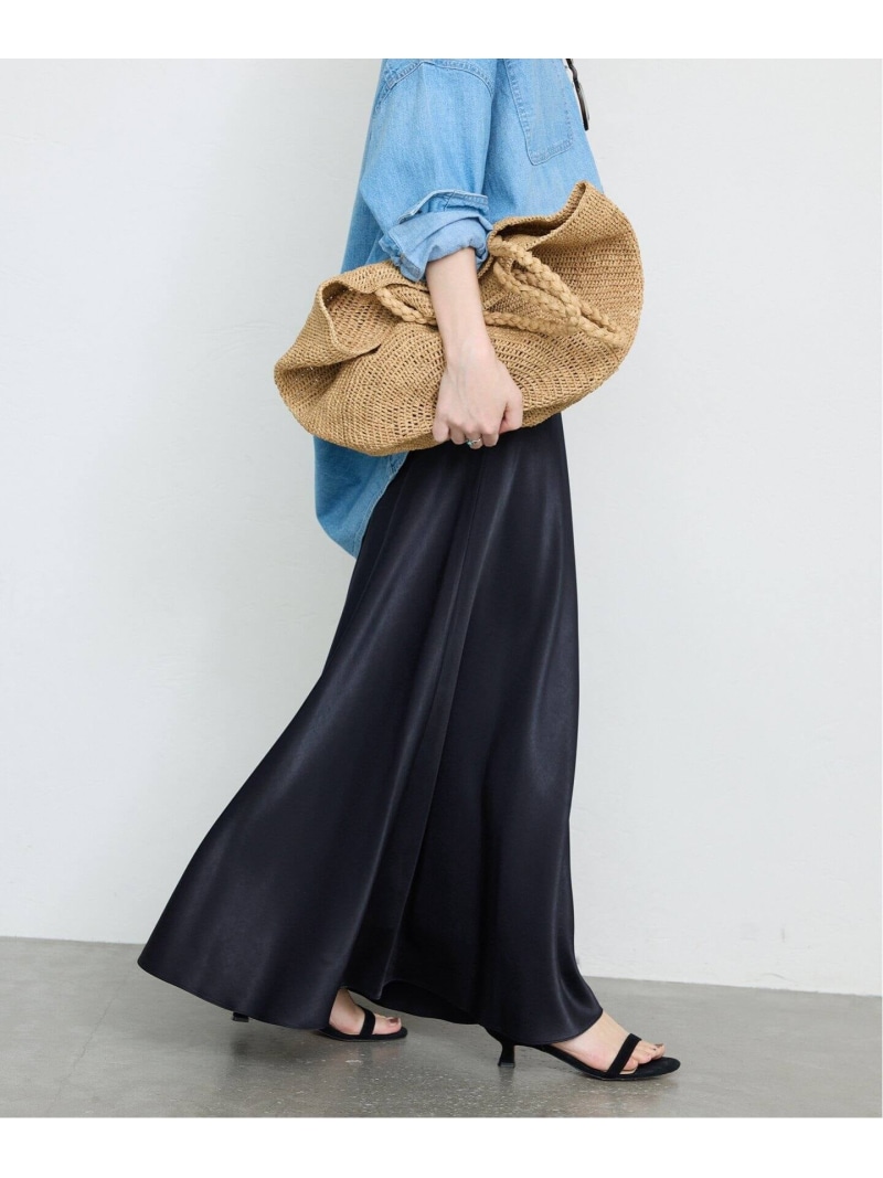 【楽天市場】《追加》グロッシーサテンフレアスカート SLOBE IENA スローブ イエナ スカート その他のスカート グレー ネイビー ピンク【送料無料】[Rakuten Fashion]：IENA