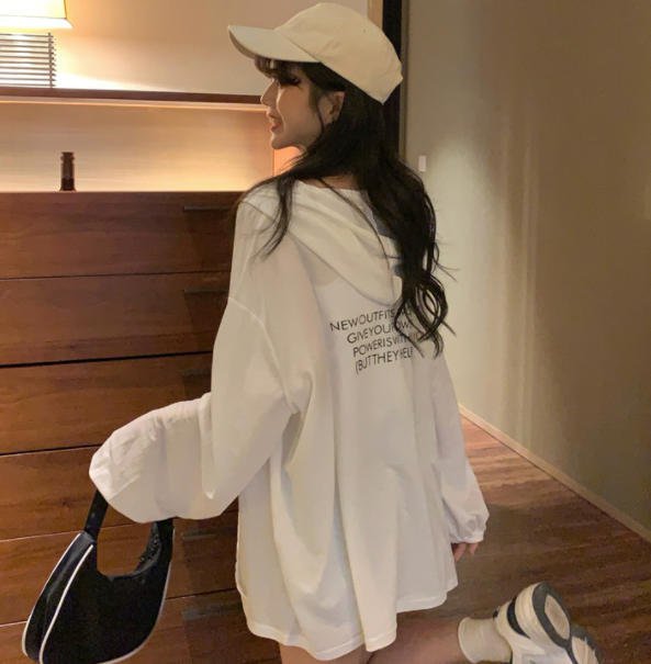 【楽天市場】パーカー 長袖 トップス フード付き ロゴ ゆったり カジュアル シンプル 大人 30代 40代 ホワイト ブラック TP-016B：Imagibune 楽天市場店