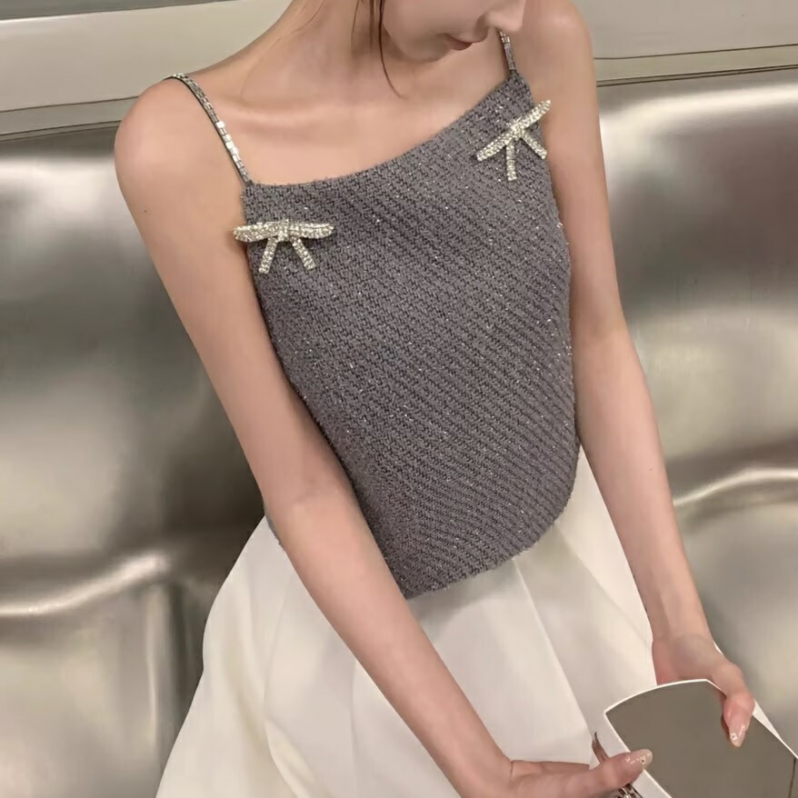 【楽天市場】人気 ストーンリボン付きキャミ キャミソール ノースリーブ トップス ブラック グレー 黒 春 夏 秋 新作 トップス きれいめ フェミニン 可愛い SM L体型カバー シンプル ...