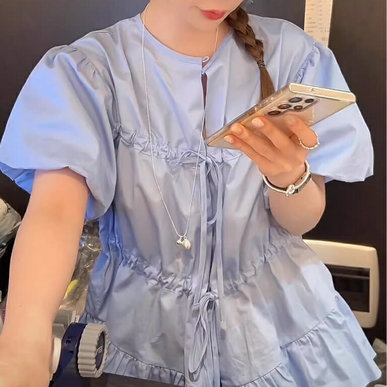【楽天市場】リボン パフスリーブブラウス ブラウス シャツ 半袖 大人 きれいめ 大人っぽ レトロ 可愛い 着回し 上品 新作 人気 エレガント シンプル ホワイト ブラック ブルー ...
