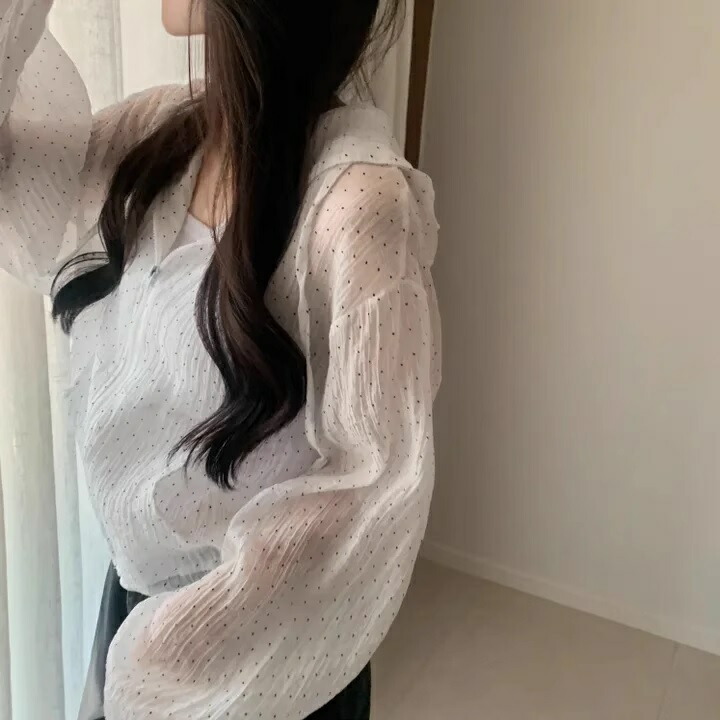 【楽天市場】シアードットパーカー 透け感 透け シアー 長袖 フード付き パーカー ジップ トップス シンプルカジュアル 人気 レディース 着回し 新作 女性 人気 普段着 梅雨 お出かけ 春 ...