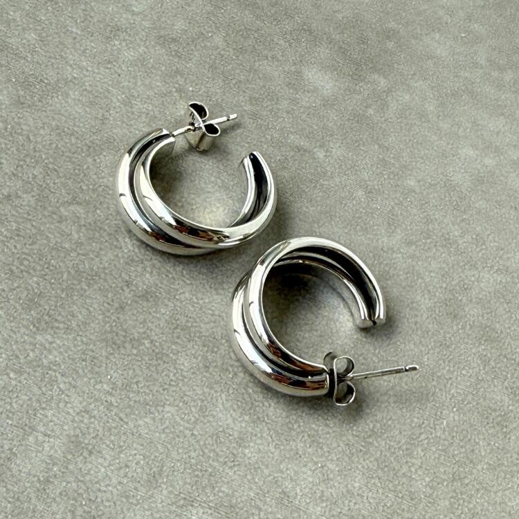 【楽天市場】【PHILIPPE AUDIBERT フィリップオーディベール】LEOVILLE PM Silver ピアス シルバー ...