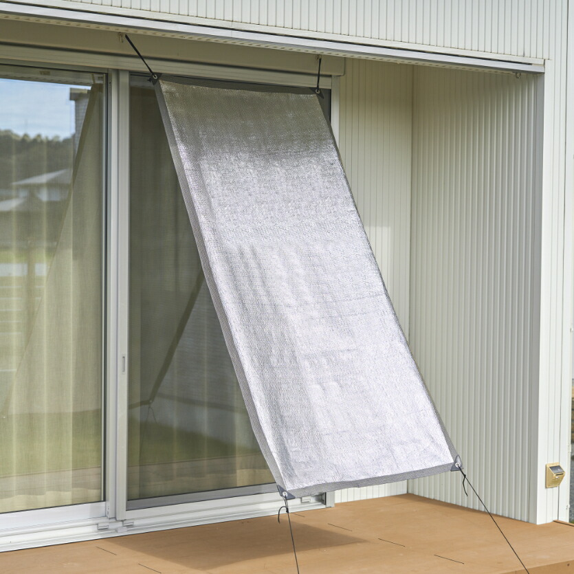 【楽天市場】【アルミ遮熱サンシェード】 サンシェード 日除けシェード 日よけシェード 日よけスクリーン 日除けスクリーン アルミ遮熱シート 遮熱シート 遮光シート アルミ 遮熱 遮光 庭 ...