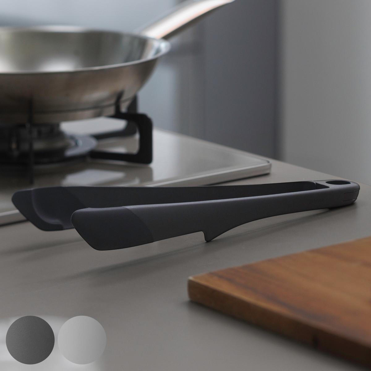 【楽天市場】marna マーナ マーナのきほん トング K802 （ つかみやすい 食洗機対応 シリコン キッチントング 滑らない おしゃれ 分解できる 収納 万能トング 足付き 取り分け ...