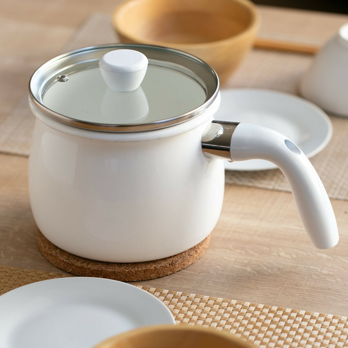 【楽天市場】マルチポット 16cm 2L IH対応 ガラス蓋付き ホーロー製 マルチクックポット ビアンコ （ ガス火対応 片手鍋 天ぷら鍋 ホーロー鍋 琺瑯鍋 ほうろう鍋 2リットル 16 ...