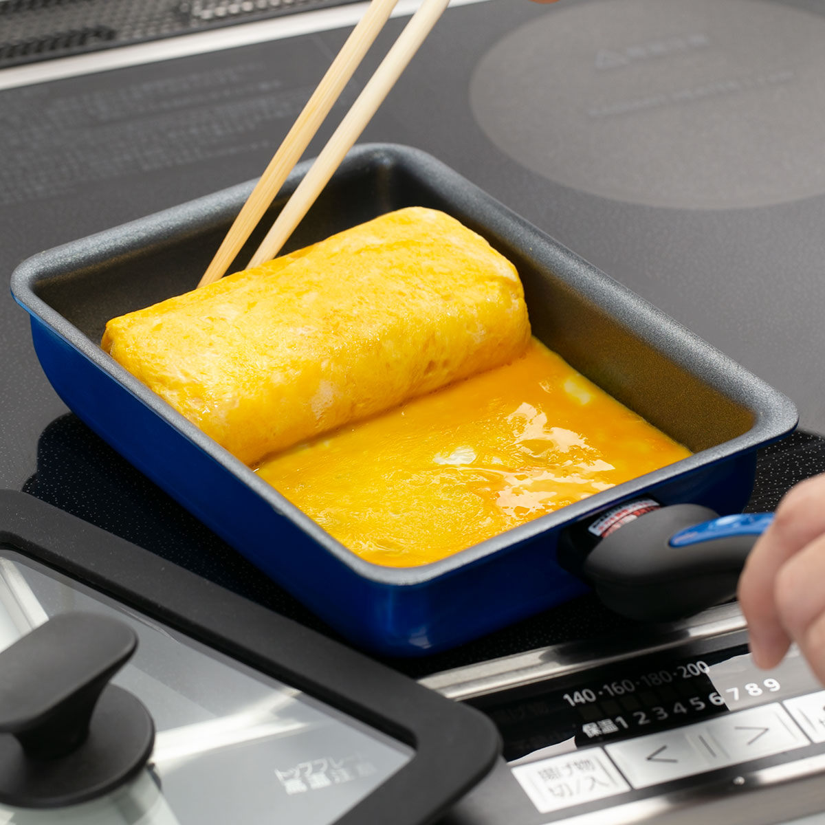 【楽天市場】卵焼き器 13×18cm IH対応 蓋付き 深型 ちょい深IH玉子焼＆ガラス蓋セット （ ガス火対応 オール熱源対応 玉子焼き器 玉子焼きフライパン 卵焼き エッグパン 朝食 弁当 ...