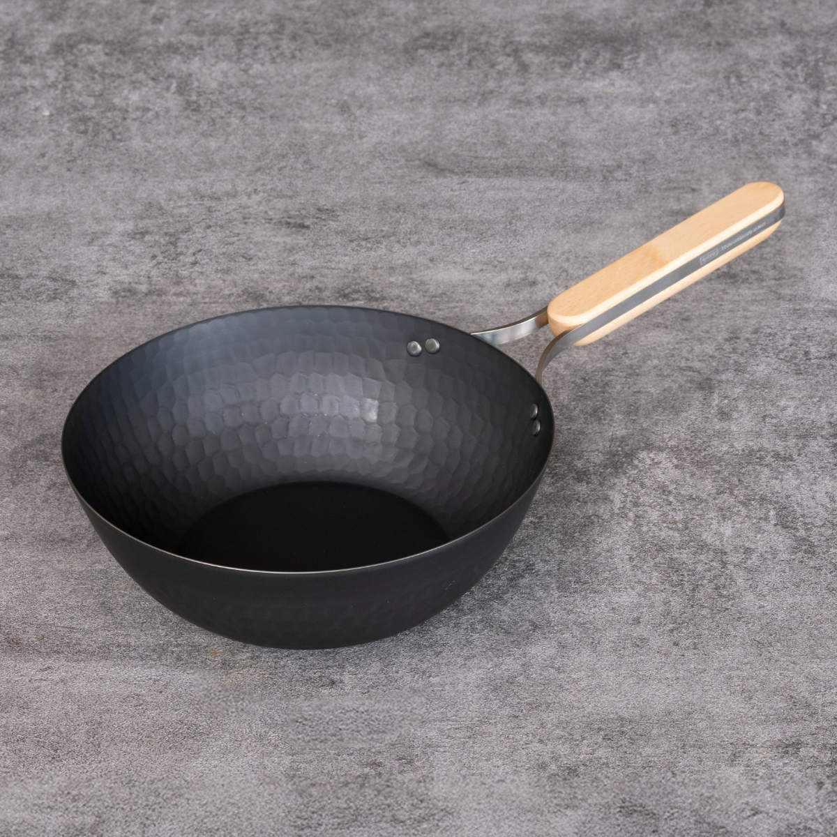 【楽天市場】中華鍋 鉄製 22cm enzo IH対応 日本製 （ ガス火対応 炒め鍋 いため鍋 鉄フライパン 中華なべ ちゅうかなべ 軽い 金属ヘラOK 22センチ 燕三条 鉄製フライパン ...