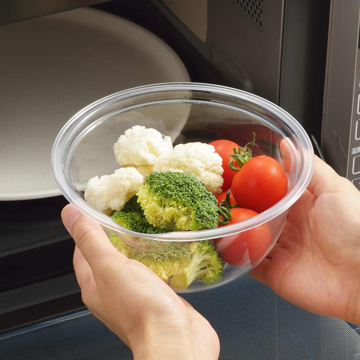 【楽天市場】ボウル 17cm ネオクリア 食洗機対応 日本製 （ ボール 耐熱ボウル 調理ボウル 電子レンジ対応 片口 割れない 17センチ ...