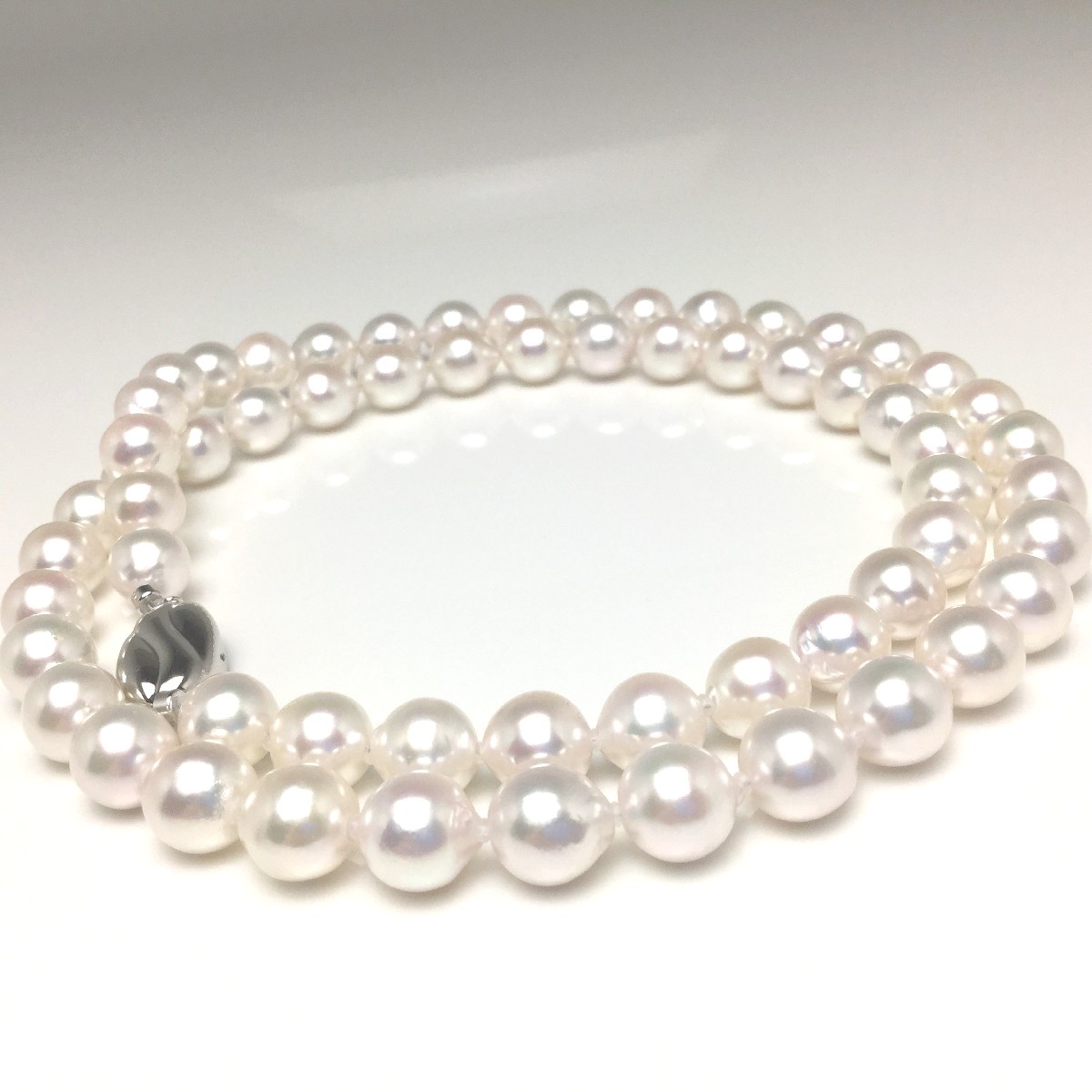 【楽天市場】真珠 ネックレス パール アコヤ真珠 セミロング 8.5-9.0mm ホワイト系ホワイトピンク シルバー ワンプッシュタイプ ...