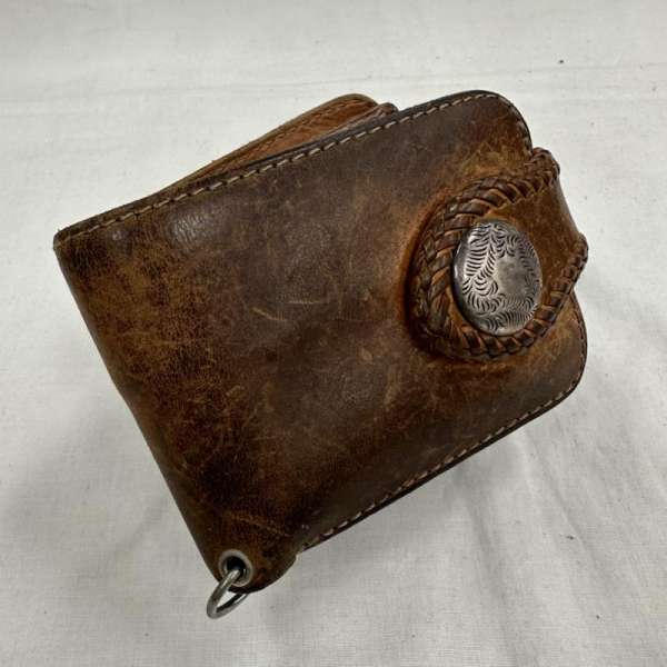 【楽天市場】ALZUNI アルズニ 二つ折り 財布 Wallet Bi-Fold Wallet, Billfold Wallet コンチョ ...