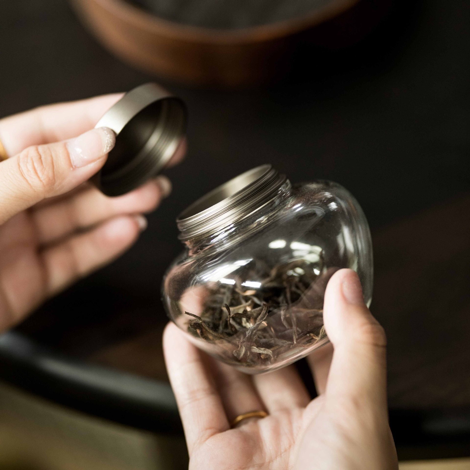 【楽天市場】IwaiLoft Glass Canister 茶筒 耐熱ガラス キャニスター 棗 かわいい ガラス 小鉢 200ml 150ml 合金蓋付 金属蓋 透明 無地ガラス 砂糖入れ ...