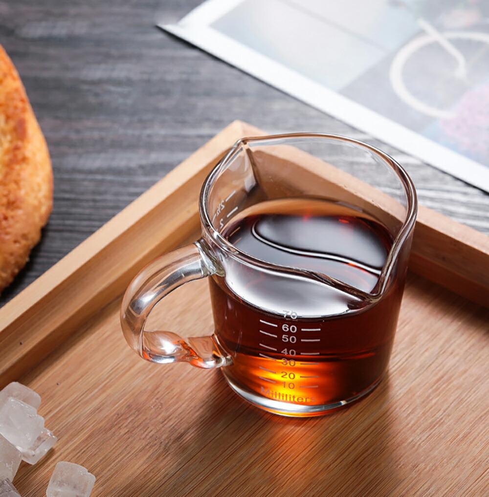 【楽天市場】IwaiLoft ミニ測定カップ 注ぎ口付き 計量カップ ミルクピッチャー コーヒー ジャグ ダブルスパウト 耐熱ガラス 厚手 70ml 可愛い 直火可 目盛り付き オンス・ミリ ...