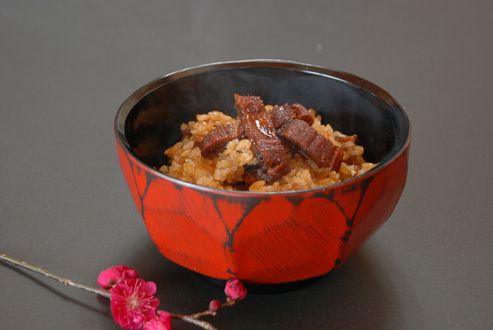 【楽天市場】高知 「四万十味紀行」 高知県産うなぎ飯の素 105g×5 プレゼント ギフト 贈り物 贈答 記念日 人気 熨斗対応 名入れ 送料無料 産地直送：グルメダイニング友楽堂