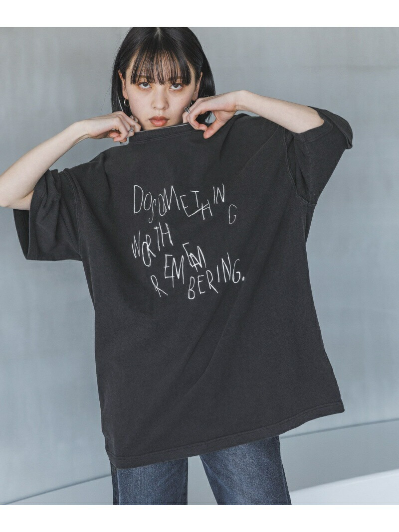 【楽天市場】【SALE／13%OFF】グラフィティロゴBIG TEE JEANASIS ジーナシス トップス カットソー・Tシャツ ホワイト グレー ブルー【RBA_E】【送料無料 ...