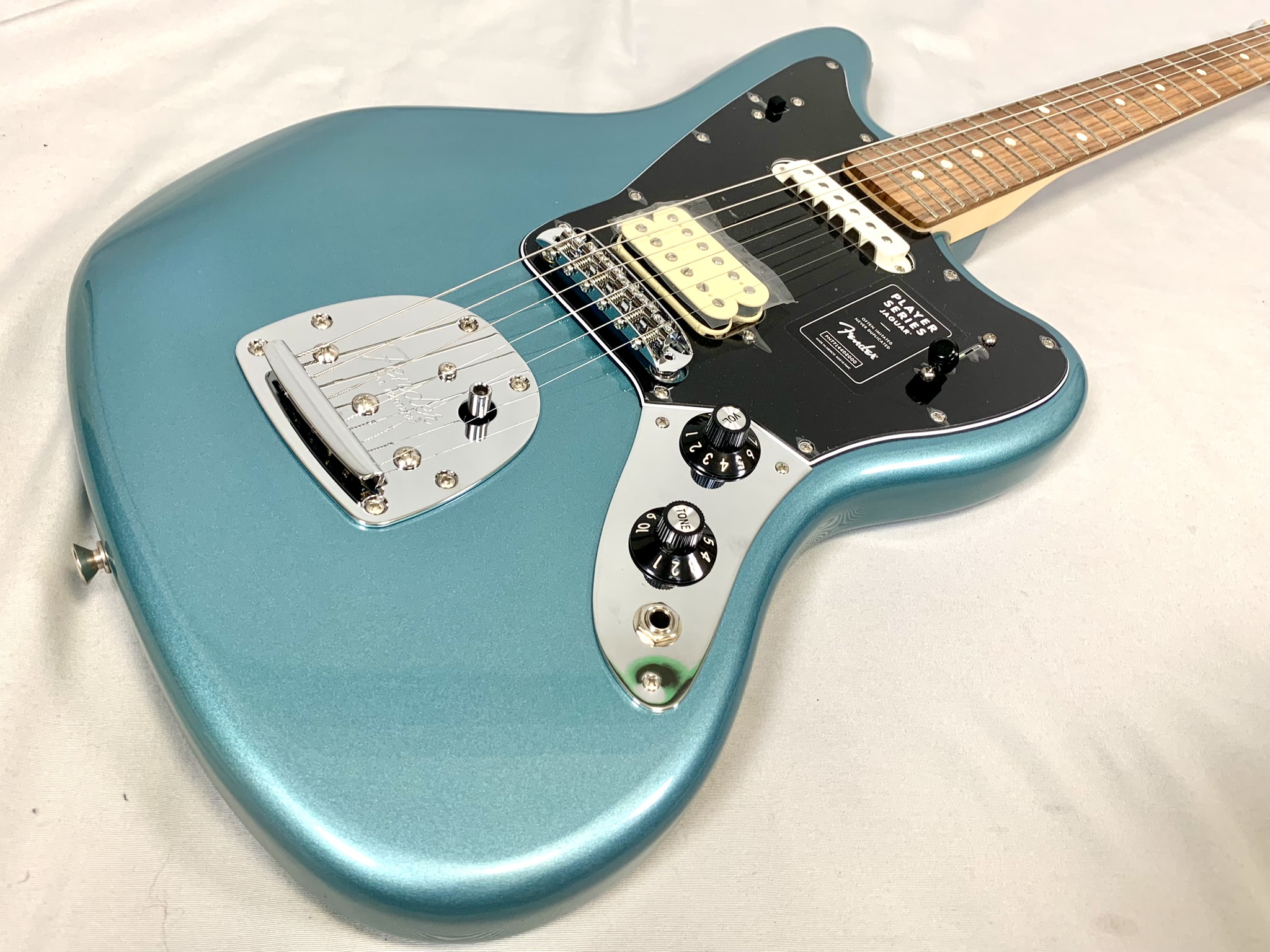 【楽天市場】Fender Player Jaguar® Pau Ferro Fingerboard, Tidepoolフェンダー エレキギター ...