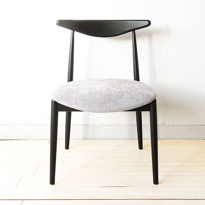 【楽天市場】【2脚セット】ダイニングチェア ブラック色 柔らかなデザイン 角が丸い アッシュ材 木製 板座 椅子 モノトーン モダンテイスト クールモダン：JOYSTYLE coordinate
