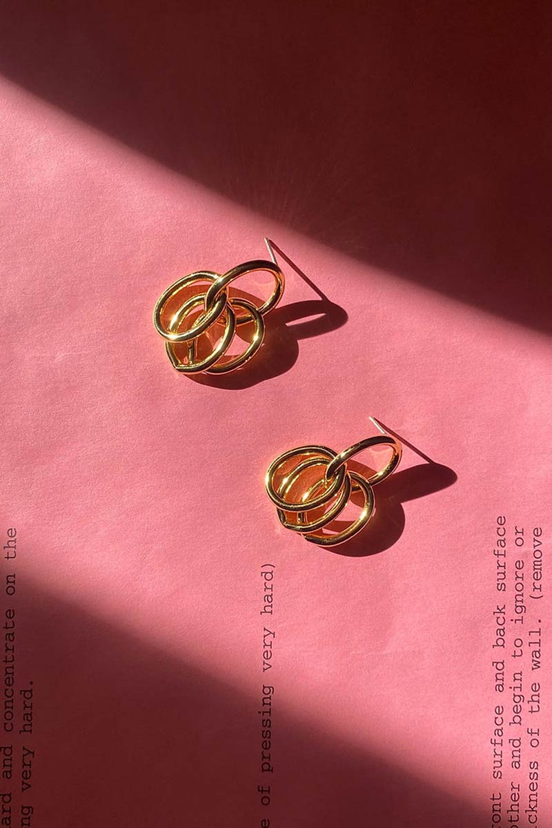 【楽天市場】【レディース新品】YAM (ヤム) CLUSTER STUDS EARRINGS フープ ピアス 14K GOLD PLATED ...