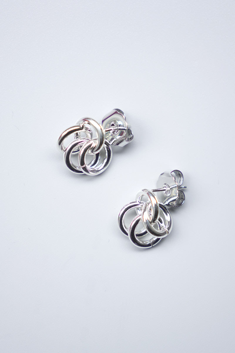 【楽天市場】【レディース新品】YAM (ヤム) BABY CLUSTER STUDS EARRINGS シルバーピアス SILVER ...