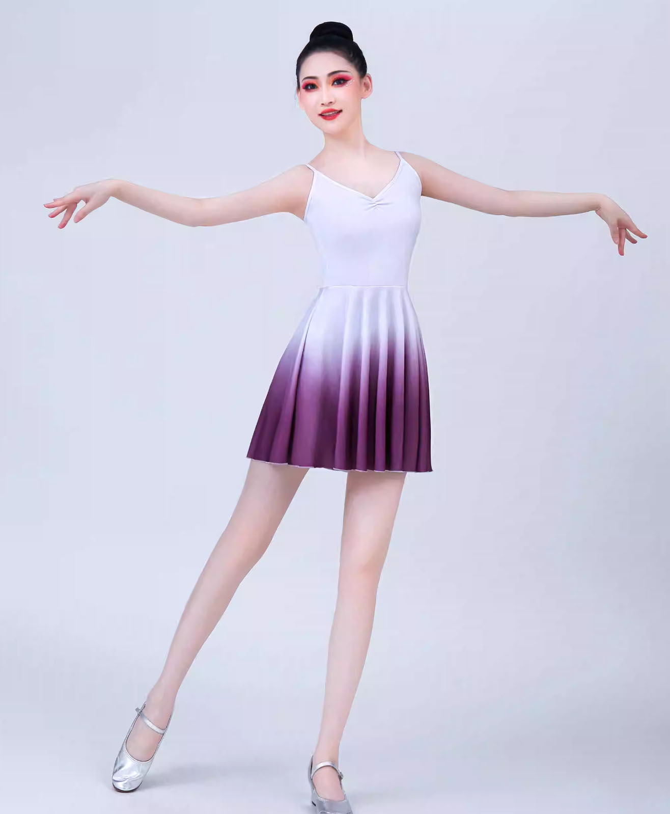 【楽天市場】バレエ ワンピース レディース 大人 子供 ショート丈 キャミソール ダンス ワンピース Vネック ストレッチ 大きい裾 ...