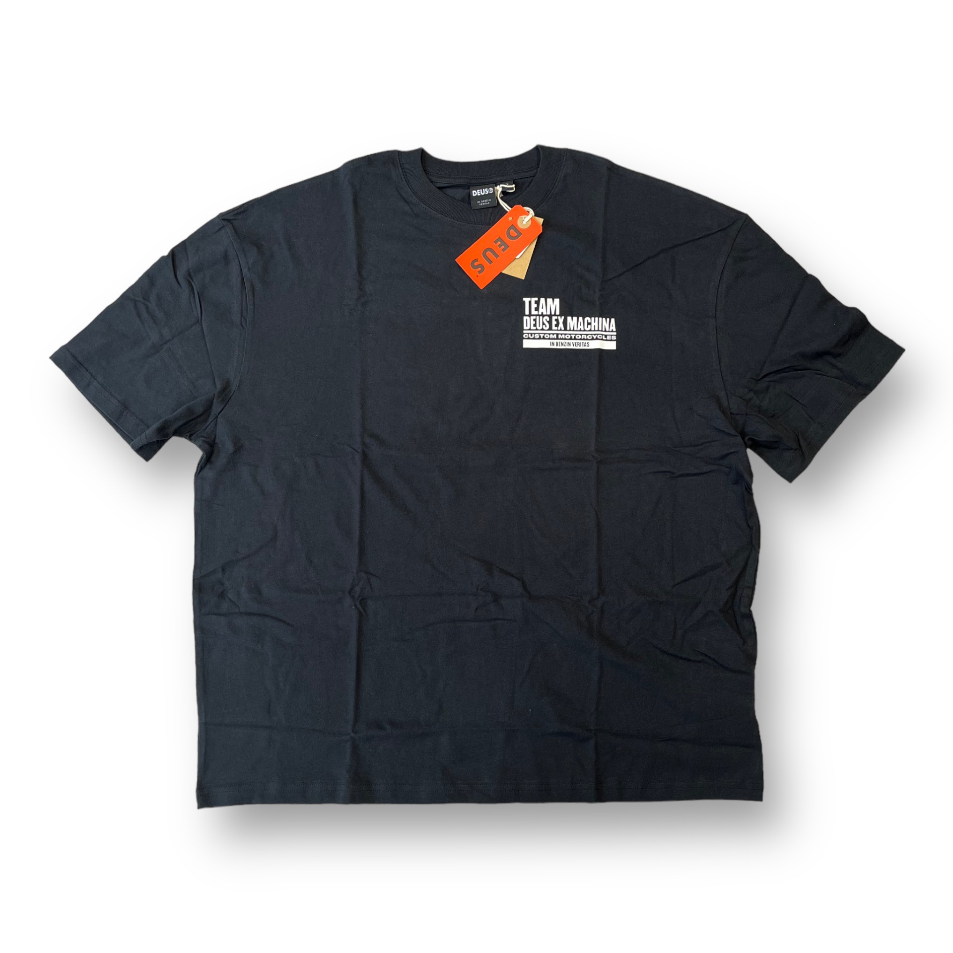 【楽天市場】デウス エクス マキナ ・ DEUS EX MACHINA 23SS TEAM レーシングチーム Tシャツ 状態SS プリント ...