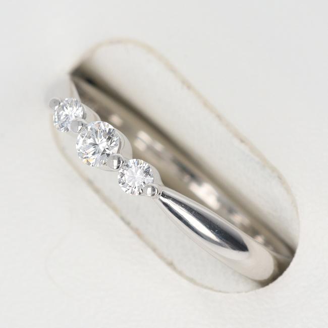 【楽天市場】【お値下げしました！62,000円→58,000円】PT900 ダイヤモンドリング D0.201ct(0.048ct/0.105ct/0.048ct) 15号/約3.6g 3連 ...