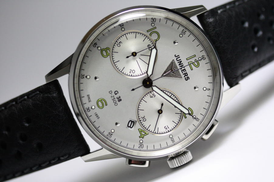 Affordable chronographs with rectangular pushers? | WatchUSeek Watch Forums