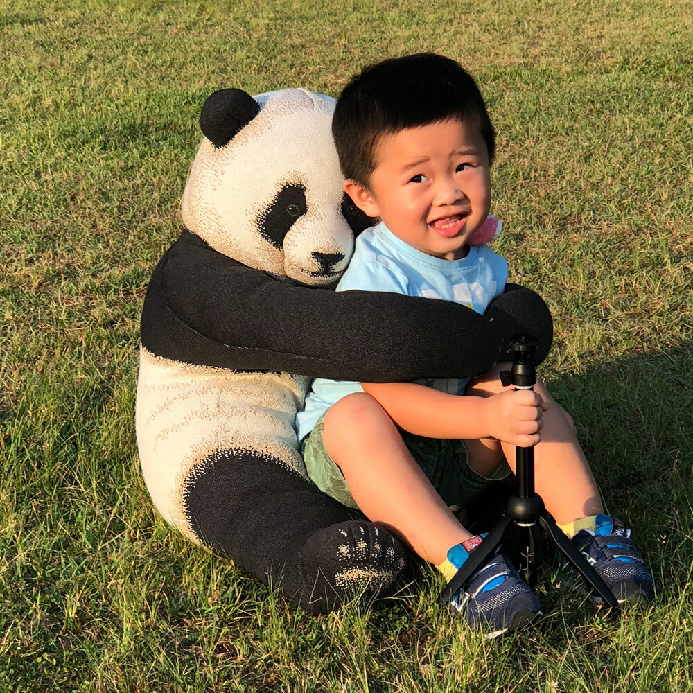 【楽天市場】【送料無料】ほっこりまったり リアルなパンダのクッション【Chic Sin Design/チックシンデザイン】：K ...