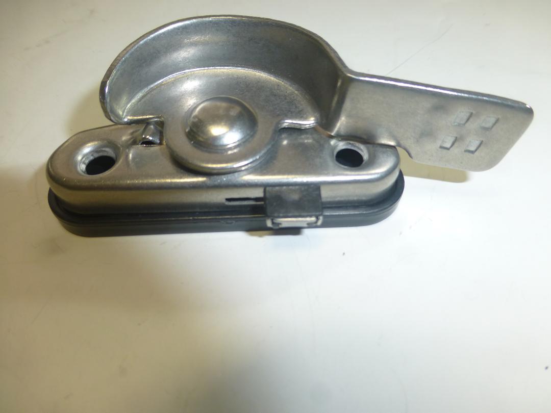 【楽天市場】クレセント（KC-22） 右 YKK（大）11024-4：鍵の森の館