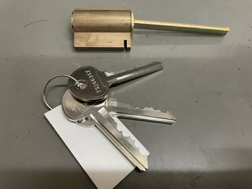 【楽天市場】SHOWA交換シリンダーSCY-37：鍵の森の館