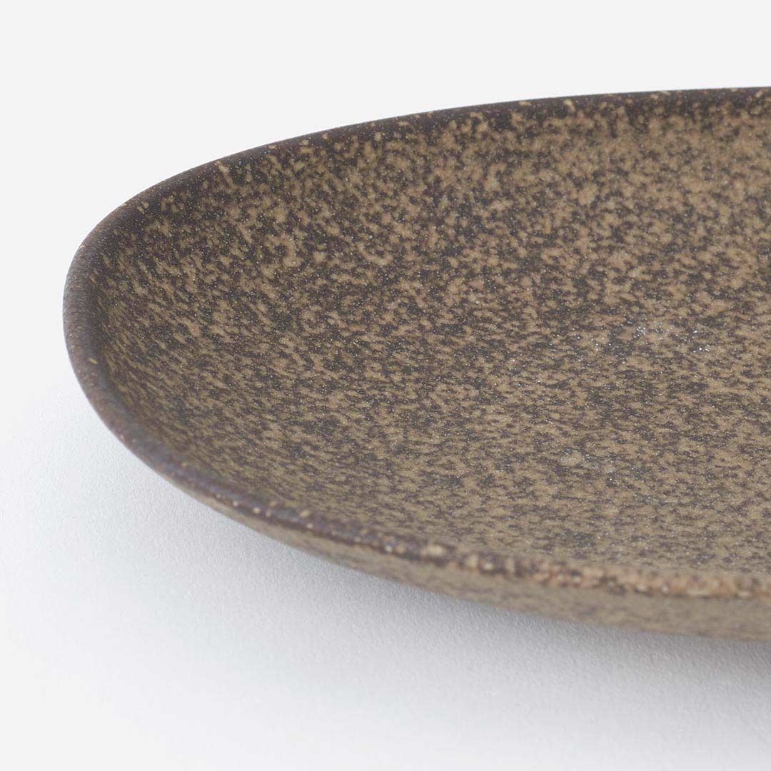 【楽天市場】【KEYUCA公式店】ケユカ [美濃焼] 伊賀 長盛皿|日本製 美濃焼 お皿 おしゃれ 磁器 さら 浅皿 楕円 焼き魚 小付 食器 ...