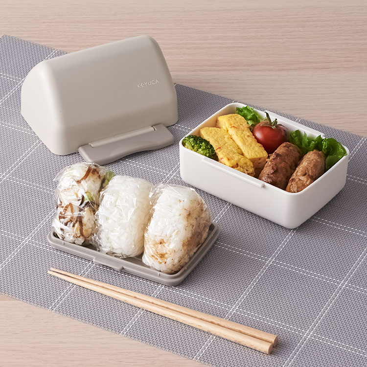 【KEYUCA公式店】ケユカ 抗菌おにぎり型ランチ 240ml[お弁当箱 ランチボックス 電子レンジ対応 食洗器対応 シンプル かわいい おかず入れ 抗菌弁当箱 弁当箱 抗菌 女性 レンジ対応 ...